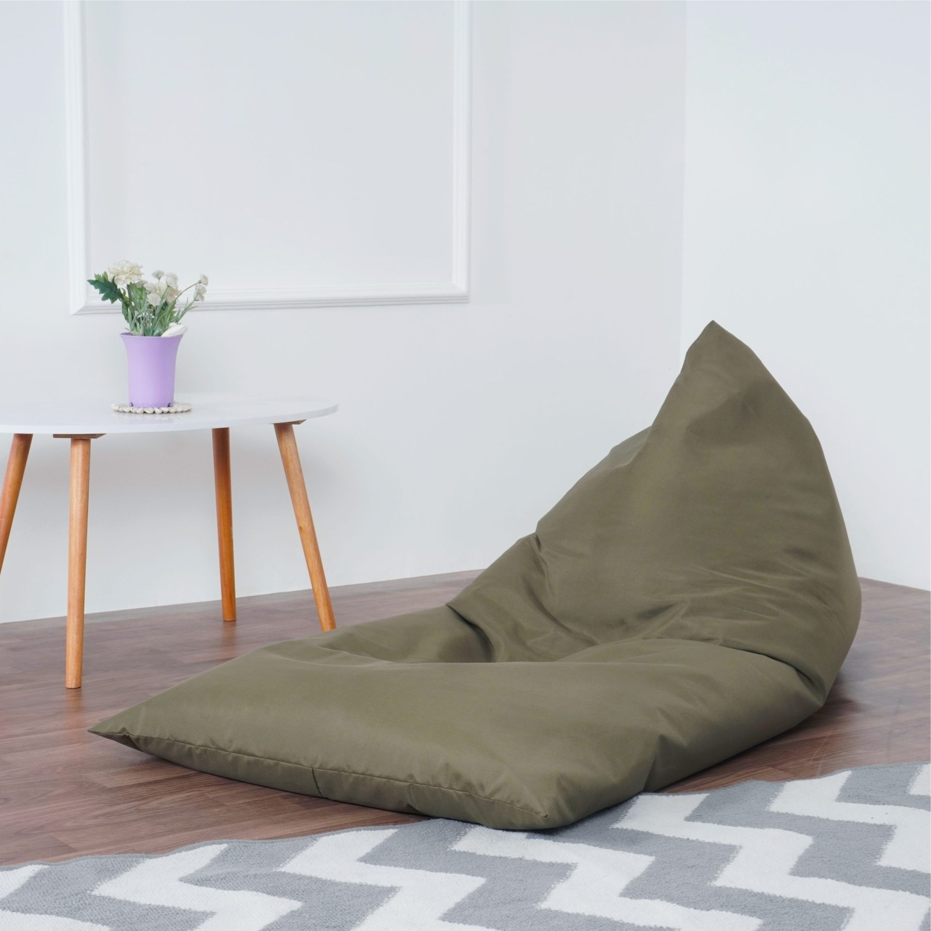Bean Bag Triangle Iva Series (L) | Ajeg